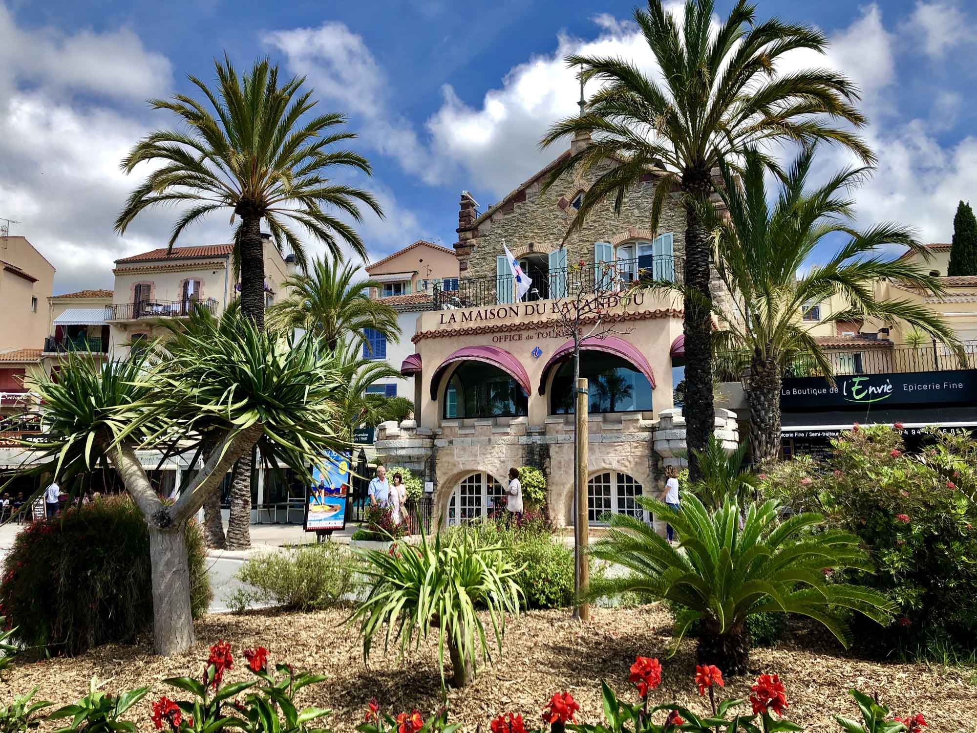 Practical information - Le Lavandou Tourist Office